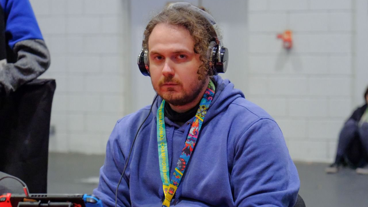 Conoce a Julián Piñeiro